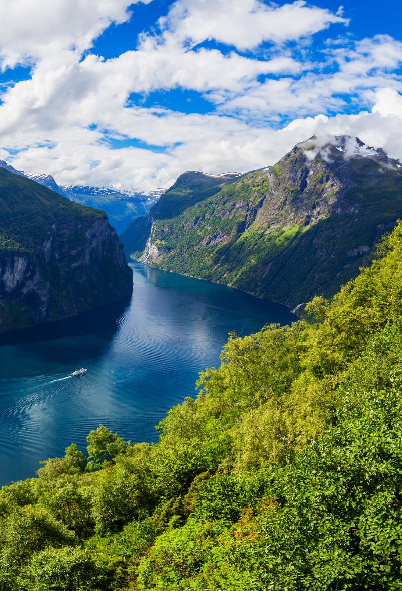 Ulvik - The Hidden North